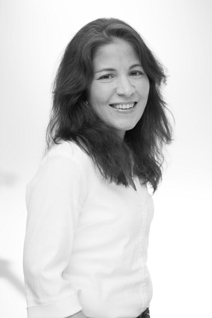 Yasmine van Gemert | Seriatim Inc